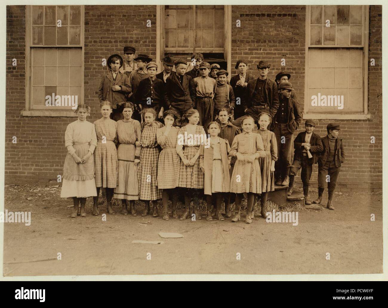 Hosiery workers hi-res stock photography and images - Alamy