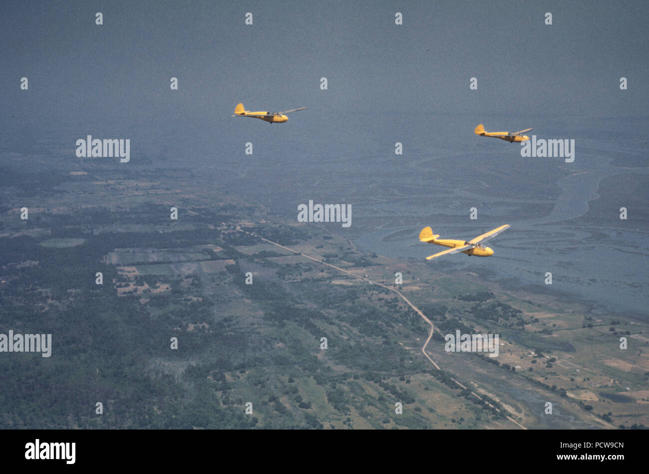 World war ii gliders hi-res stock photography and images - Alamy