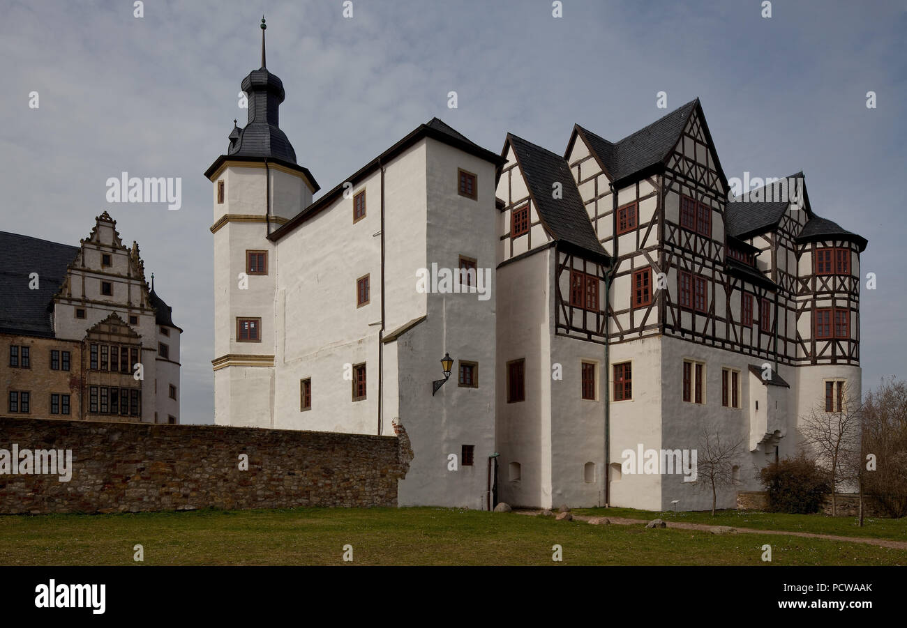 Schloss neuhaus hi-res stock photography and images - Alamy