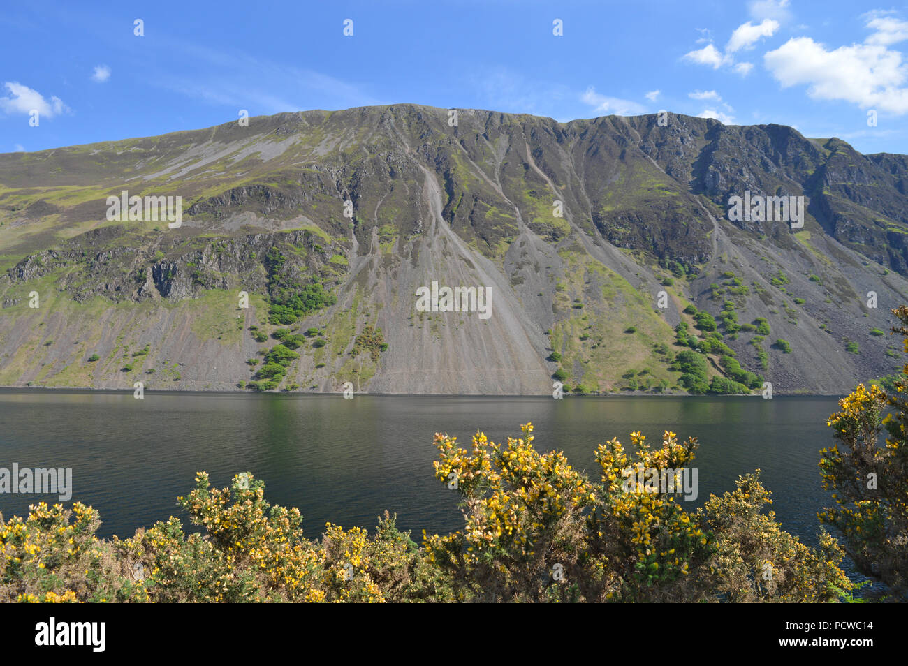 Scafell screes hi-res stock photography and images - Alamy
