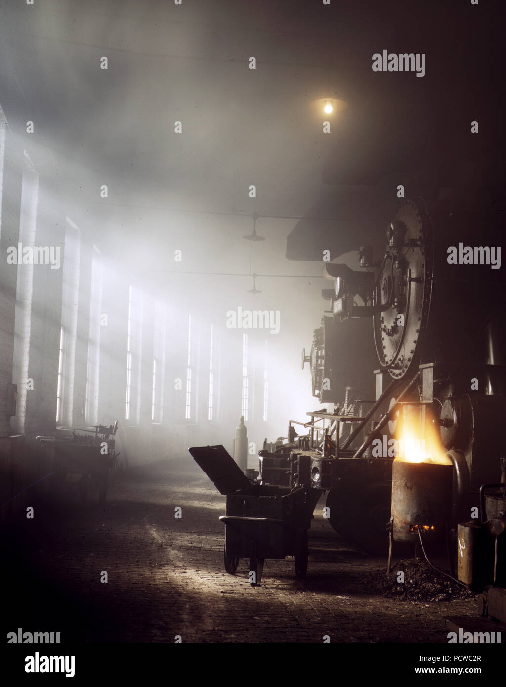 Roundhouse inteior chicago hi-res stock photography and images - Alamy