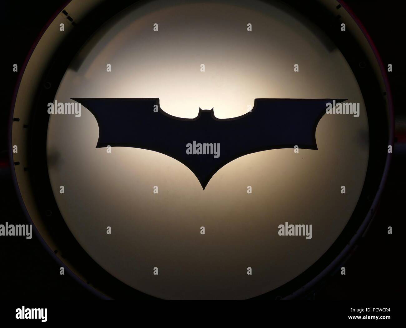 Batman logo hi-res stock photography and images - Alamy