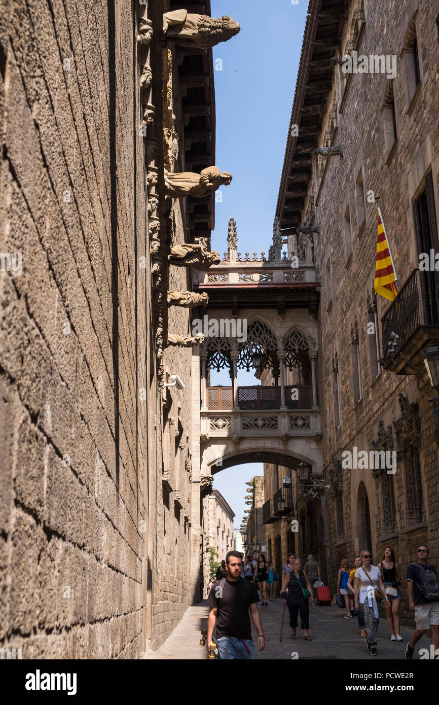 Gothic Quarter Barcelona Buildings Barcelona Gothic Quarter Walking
