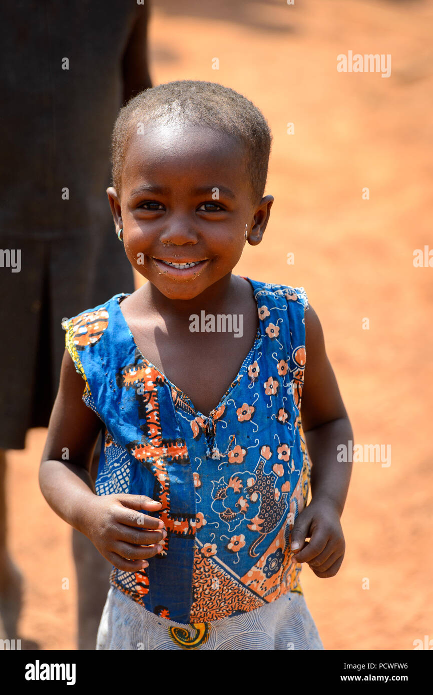 GHANI, GHANA - JAN 14, 2017: Unidentified Ghanaian little girl in a ...