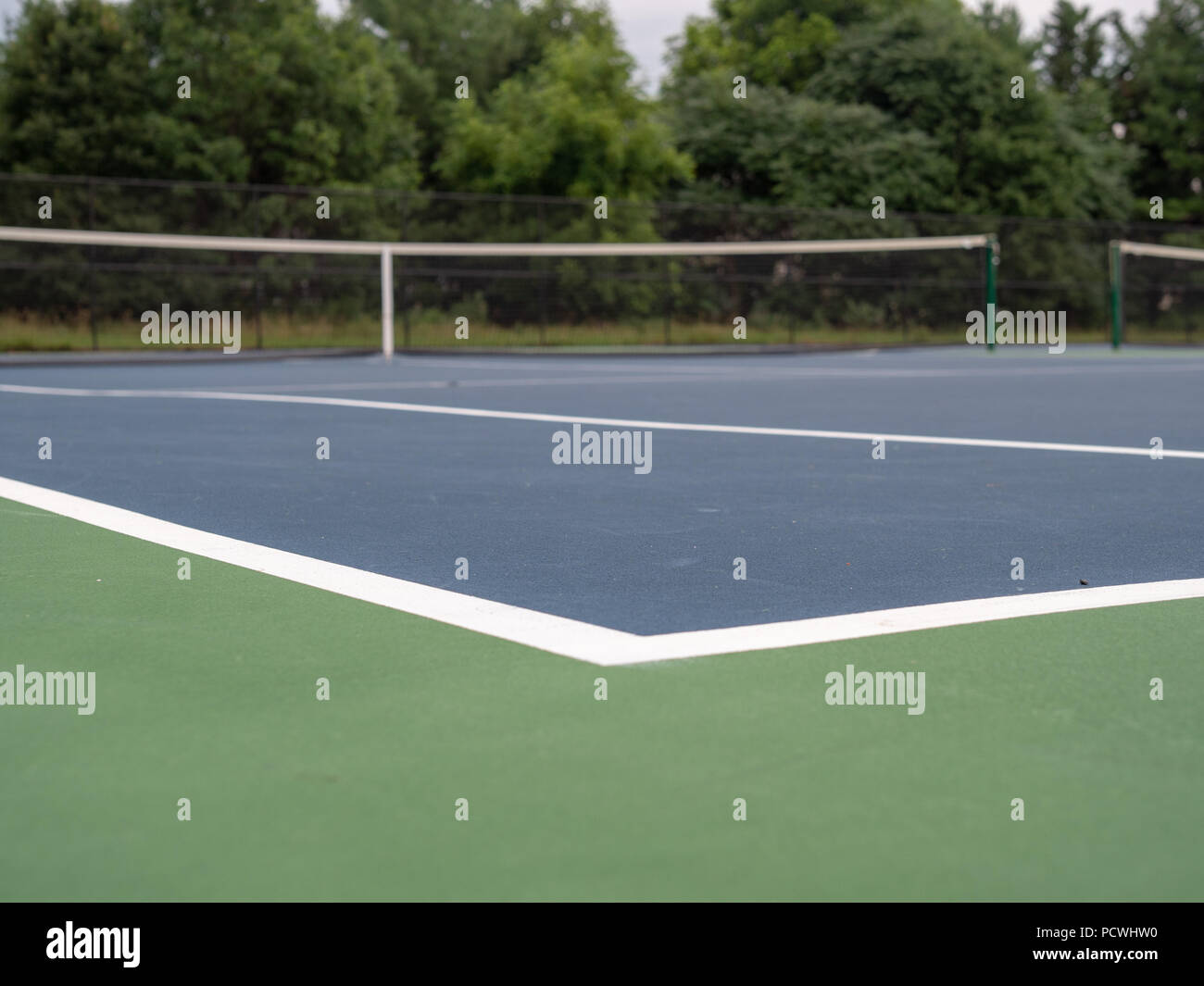 Tennis court marker lines hi-res stock photography and images - Alamy