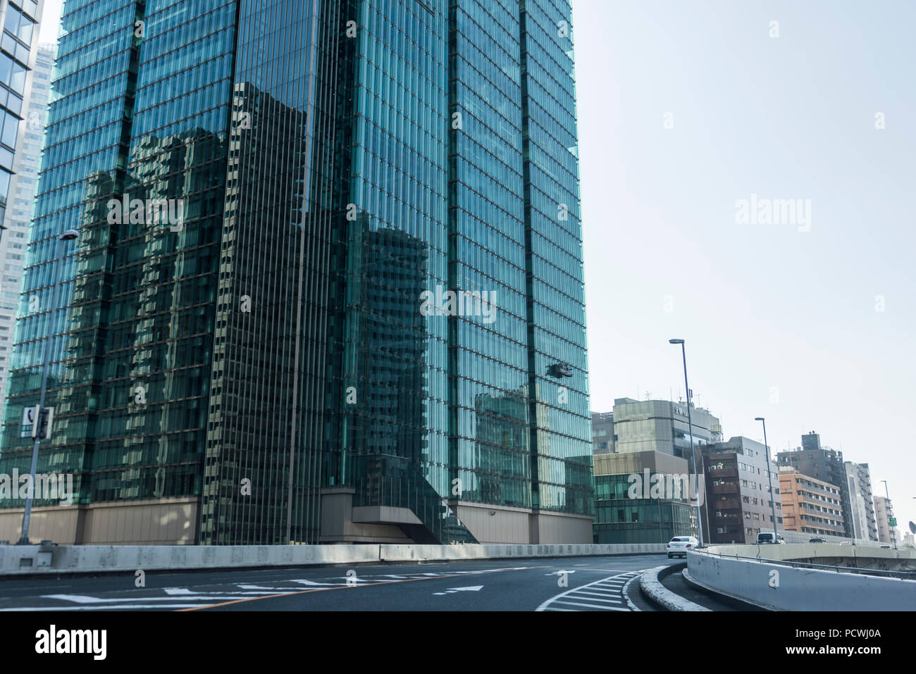 Tokyo metropolitan expressway minato ku hi-res stock photography and ...