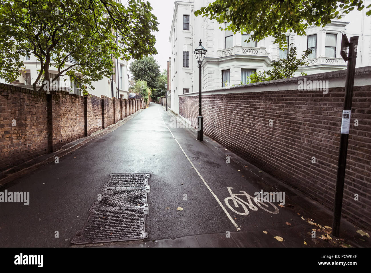 Wet peaceful street in London, UK Stock Photo - Alamy