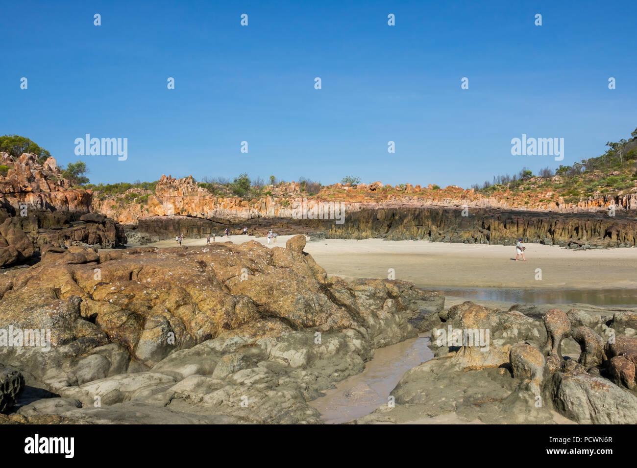 Cruise ship passengers at Langgi Inlet, Collier Bay, Kimberlery ...