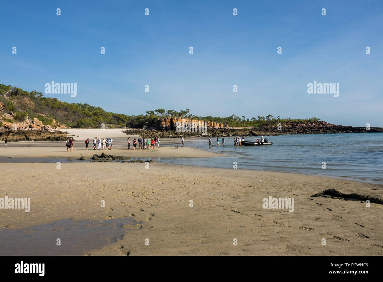 Cruise ship passengers at Langgi Inlet, Collier Bay, Kimberlery ...