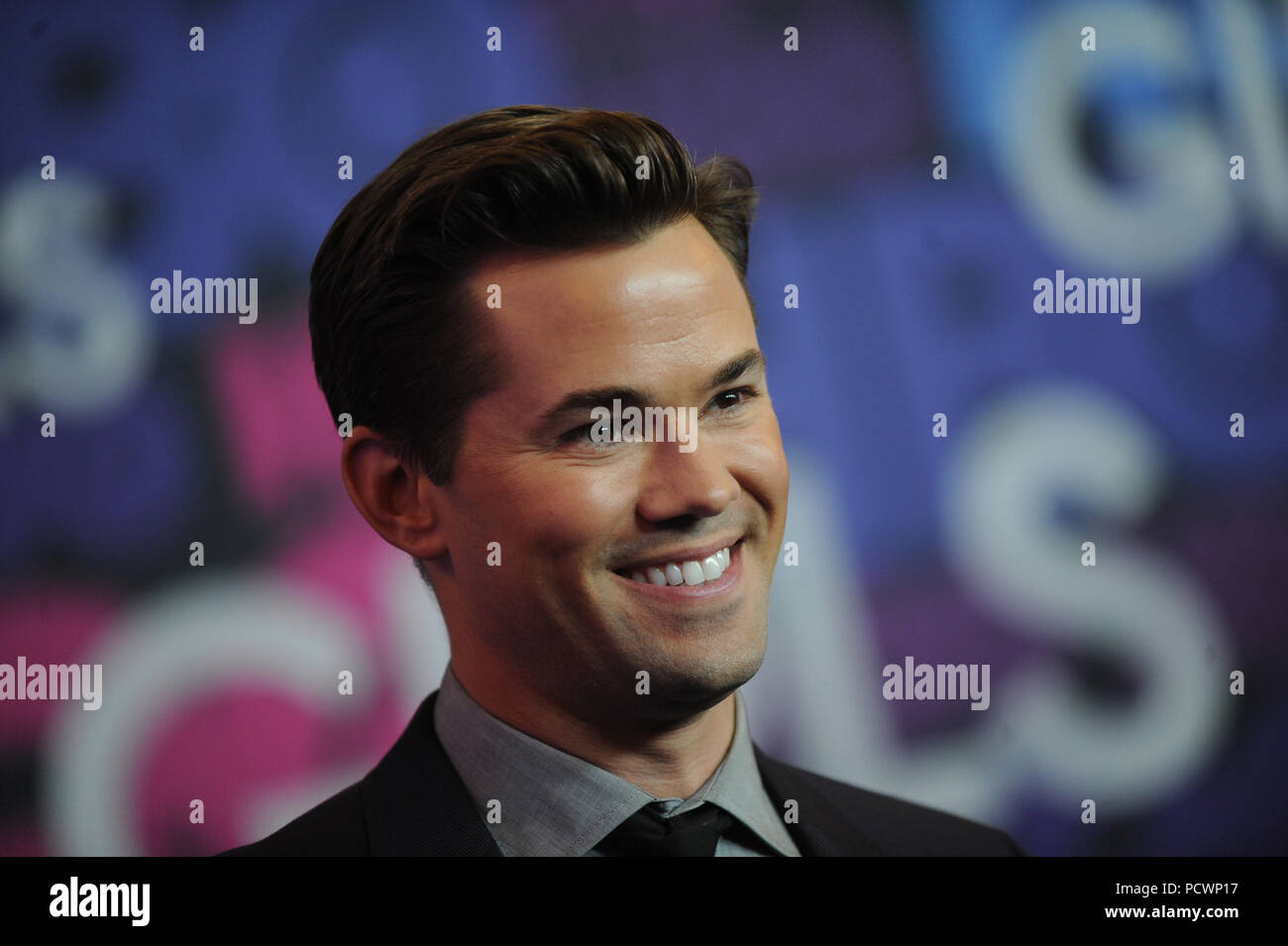 Andrew Rannells Girls