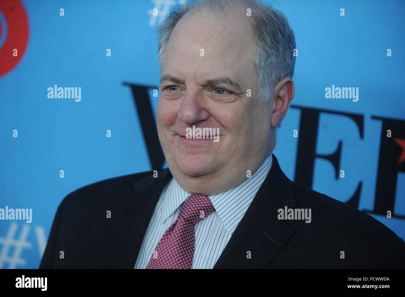 NEW YORK, NY - APRIL 06: Frank Rich attends the 'VEEP' Season 4 ...