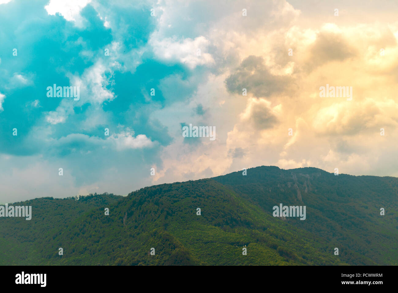 the mountain view in defileul jiului national park Stock Photo - Alamy