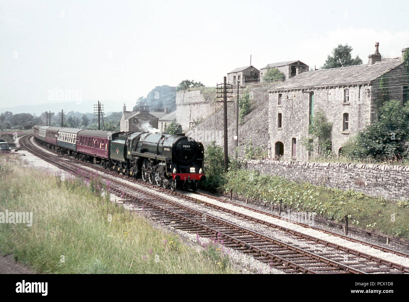 Standard 7P6F Class No 70013 OLIVER CROMWELL passes Horrocksford with ...
