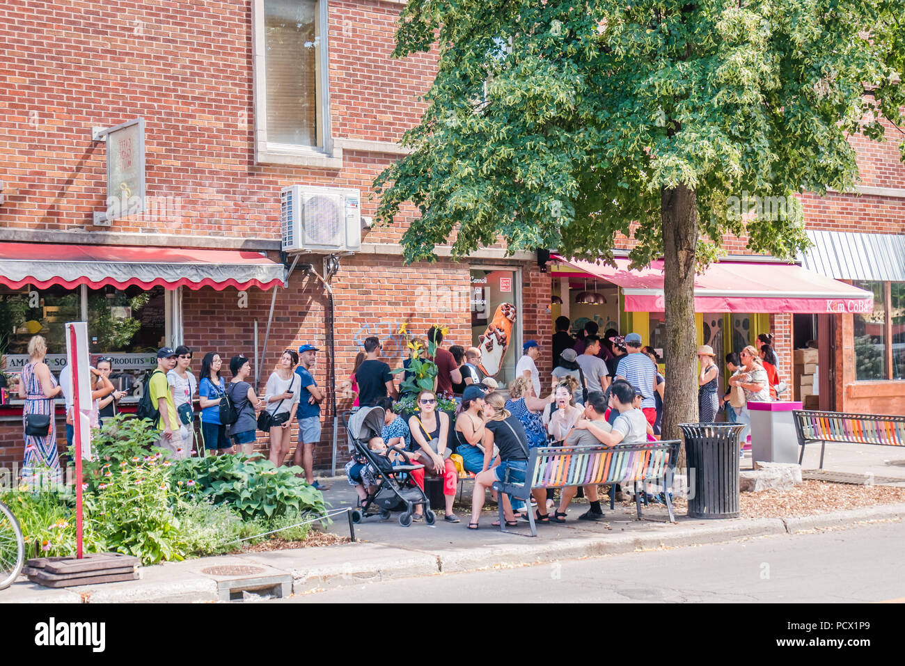 Long icecream hi-res stock photography and images - Alamy