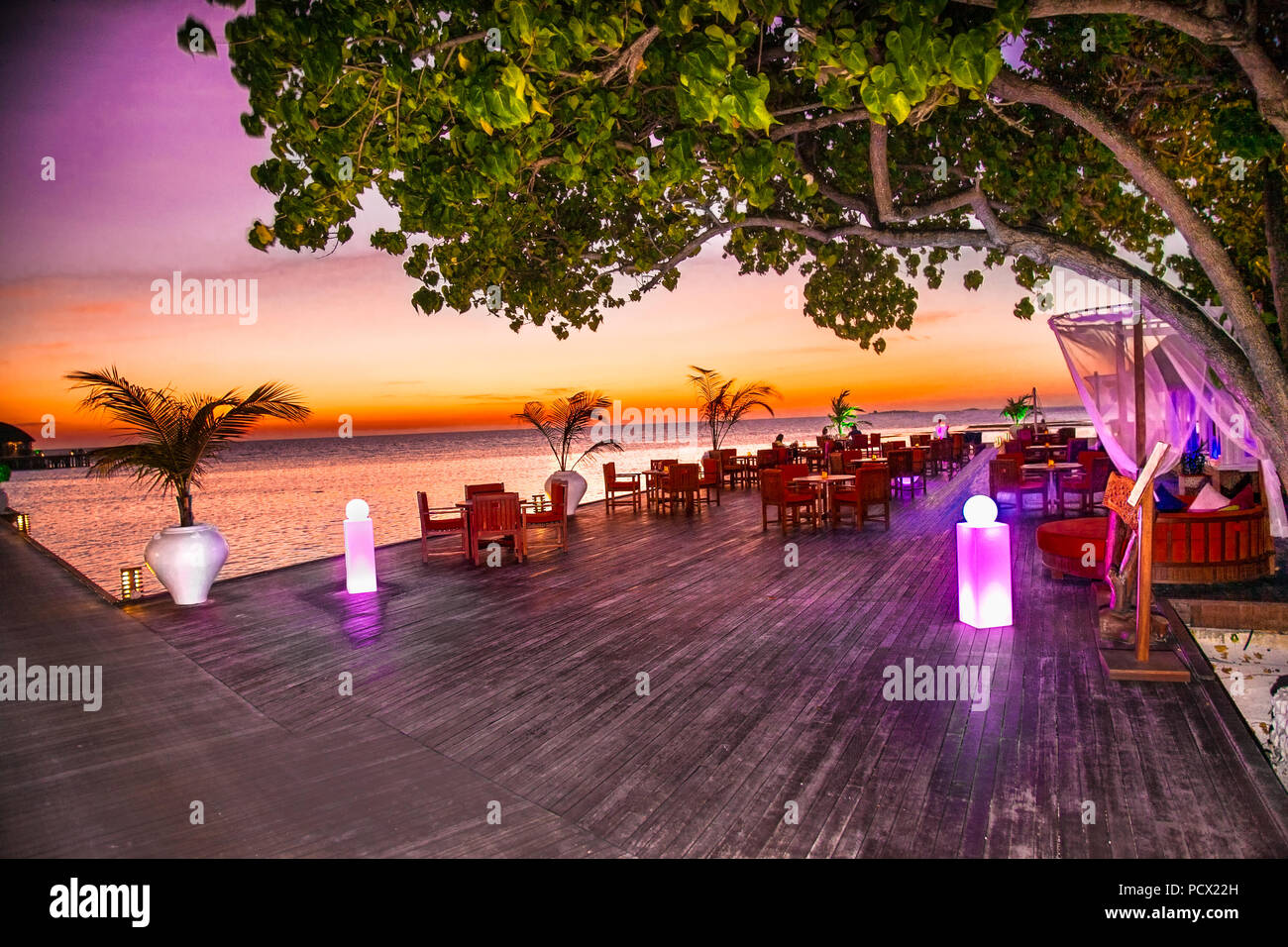 Maldivas resort hi-res stock photography and images - Alamy