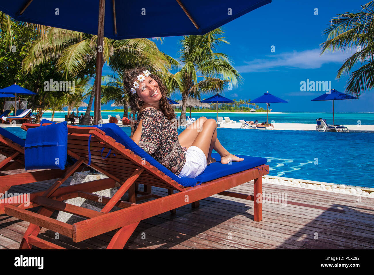 Resort setting hi-res stock photography and images - Alamy