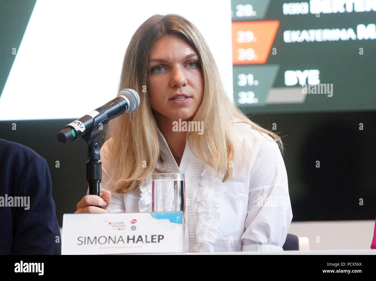 Halep hi-res stock photography and images - Alamy