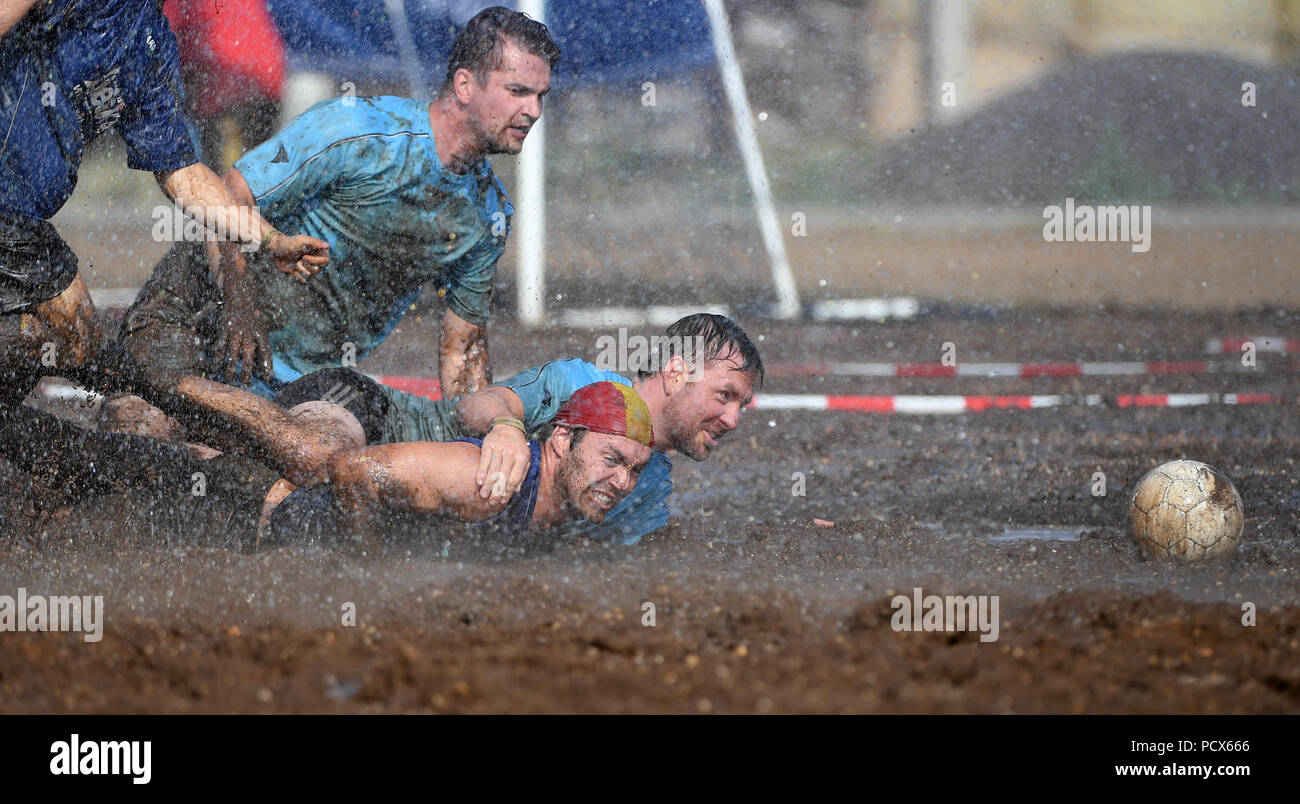 Woellnau, Germany. 04th Aug, 2018. 04.08.2018, Saxony, Wöllnau: Players ...