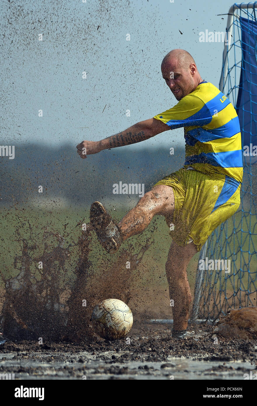 Muddy soccer field hi-res stock photography and images - Alamy