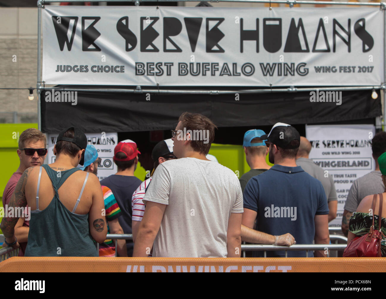 London chicken wing hi-res stock photography and images - Alamy