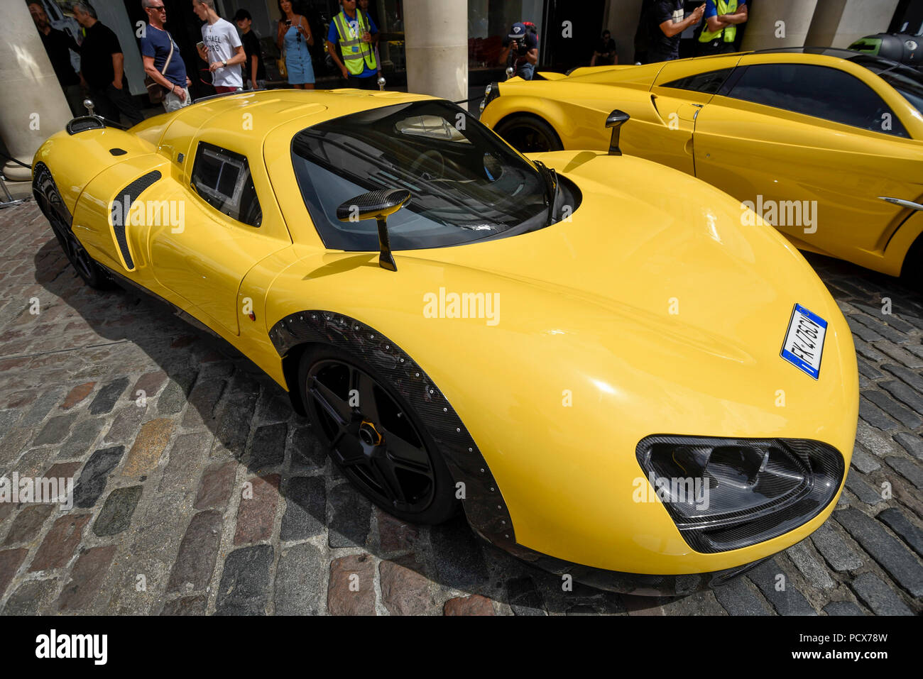 P8 150 hi-res stock photography and images - Alamy