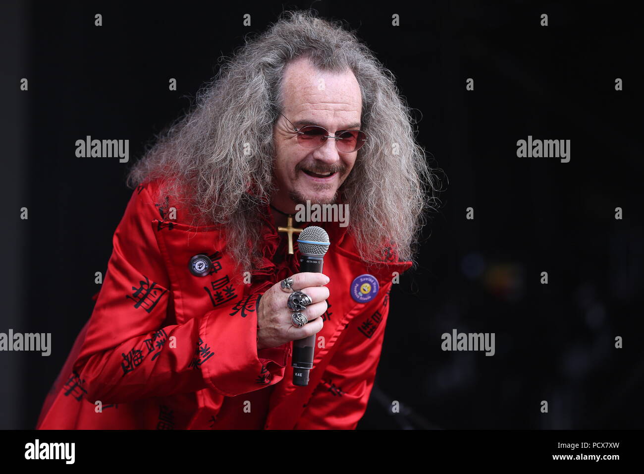 Siddington, Cheshire, UK. 4th August, 2018. Clive Jackson of Dr & The ...