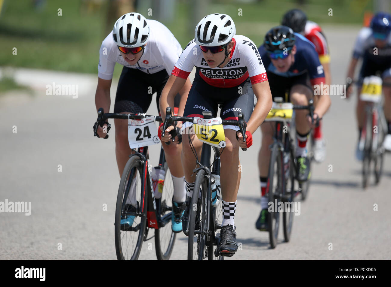 Short distance races hi-res stock photography and images - Alamy