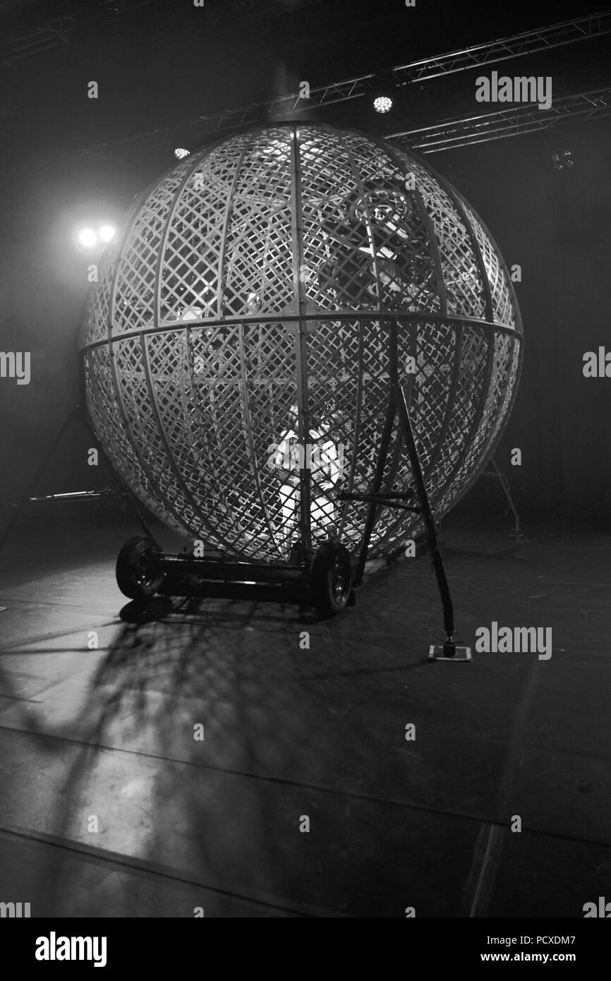 2018 gala Black and White Stock Photos & Images - Alamy