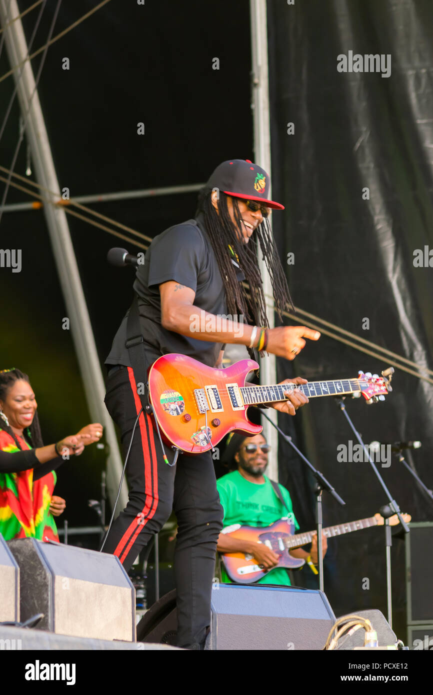 Bob marley and the wailers concert hi-res stock photography and images ...