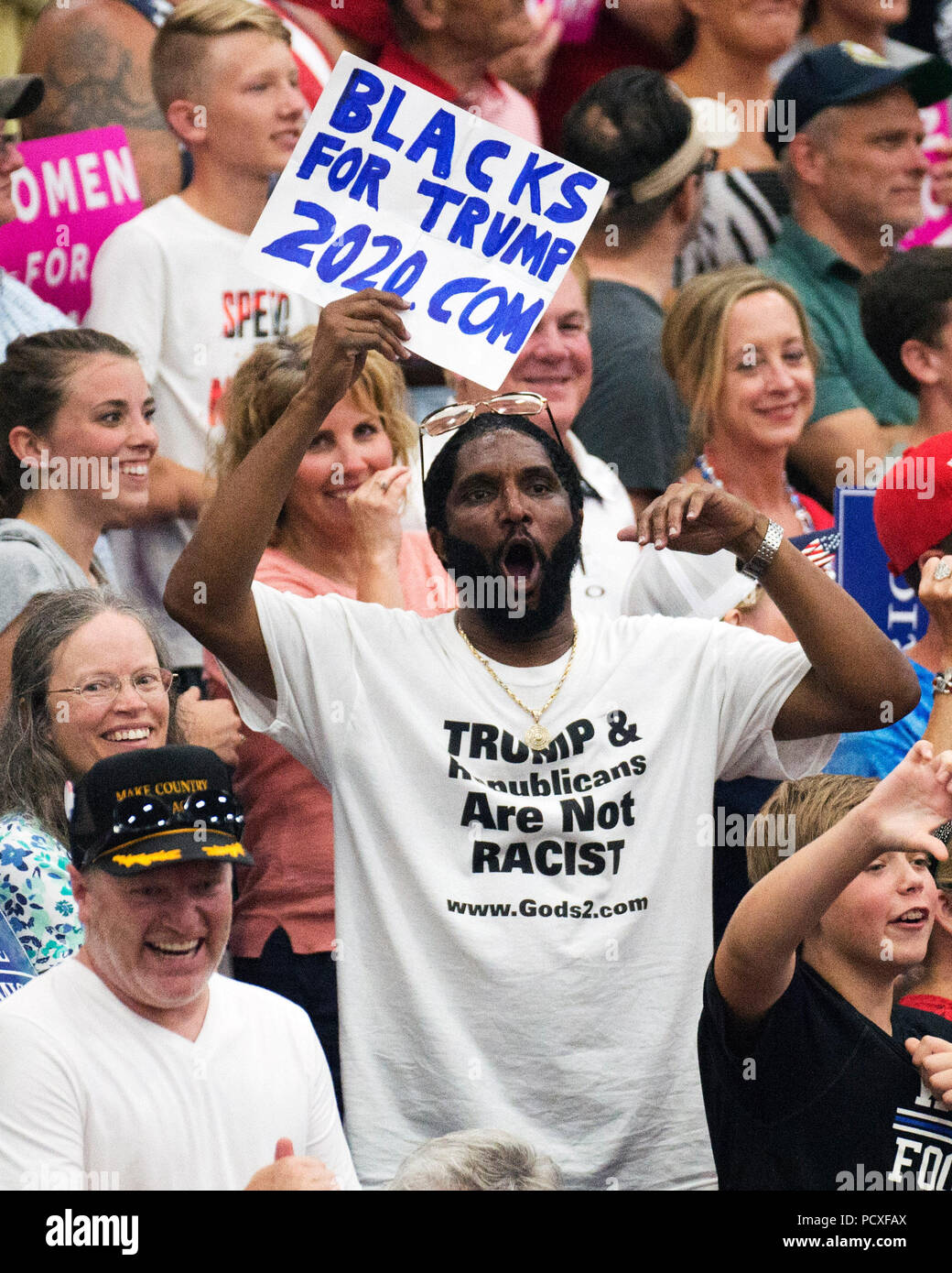 Maga media hi-res stock photography and images - Alamy