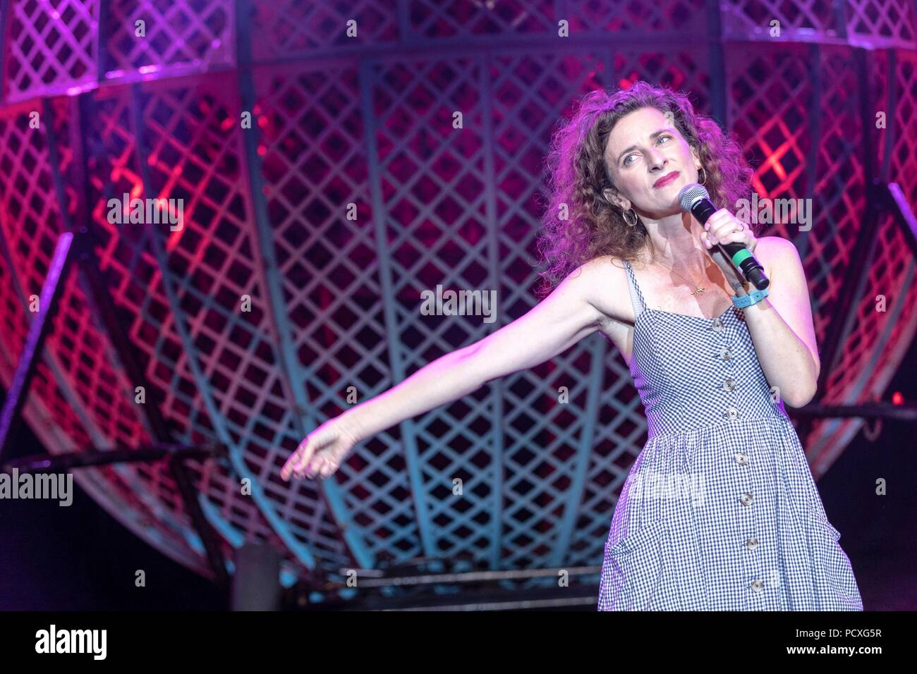 Felicity ward hi-res stock photography and images - Alamy