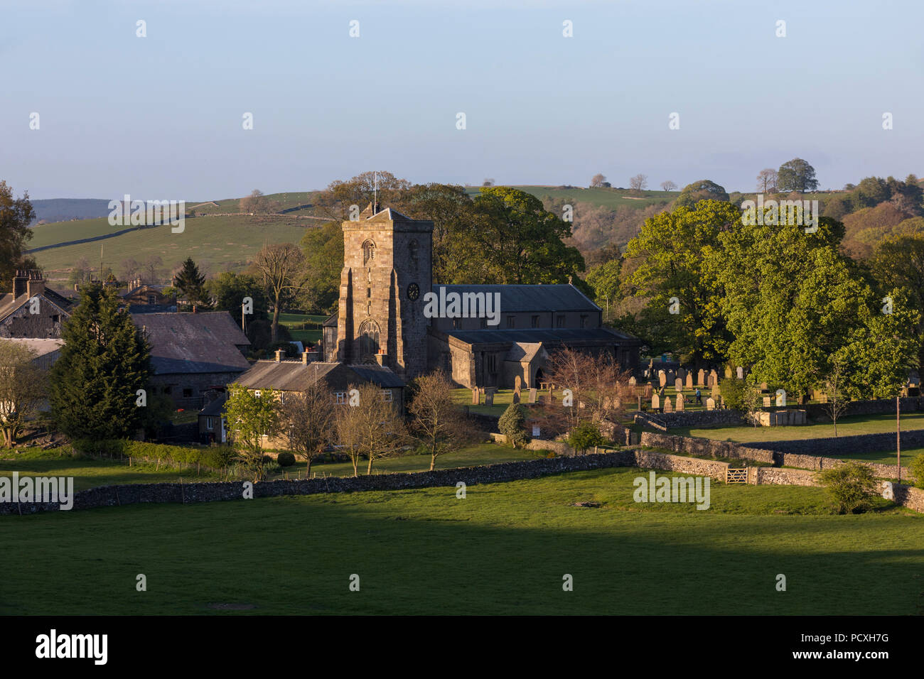 Village lancashire hi-res stock photography and images - Alamy