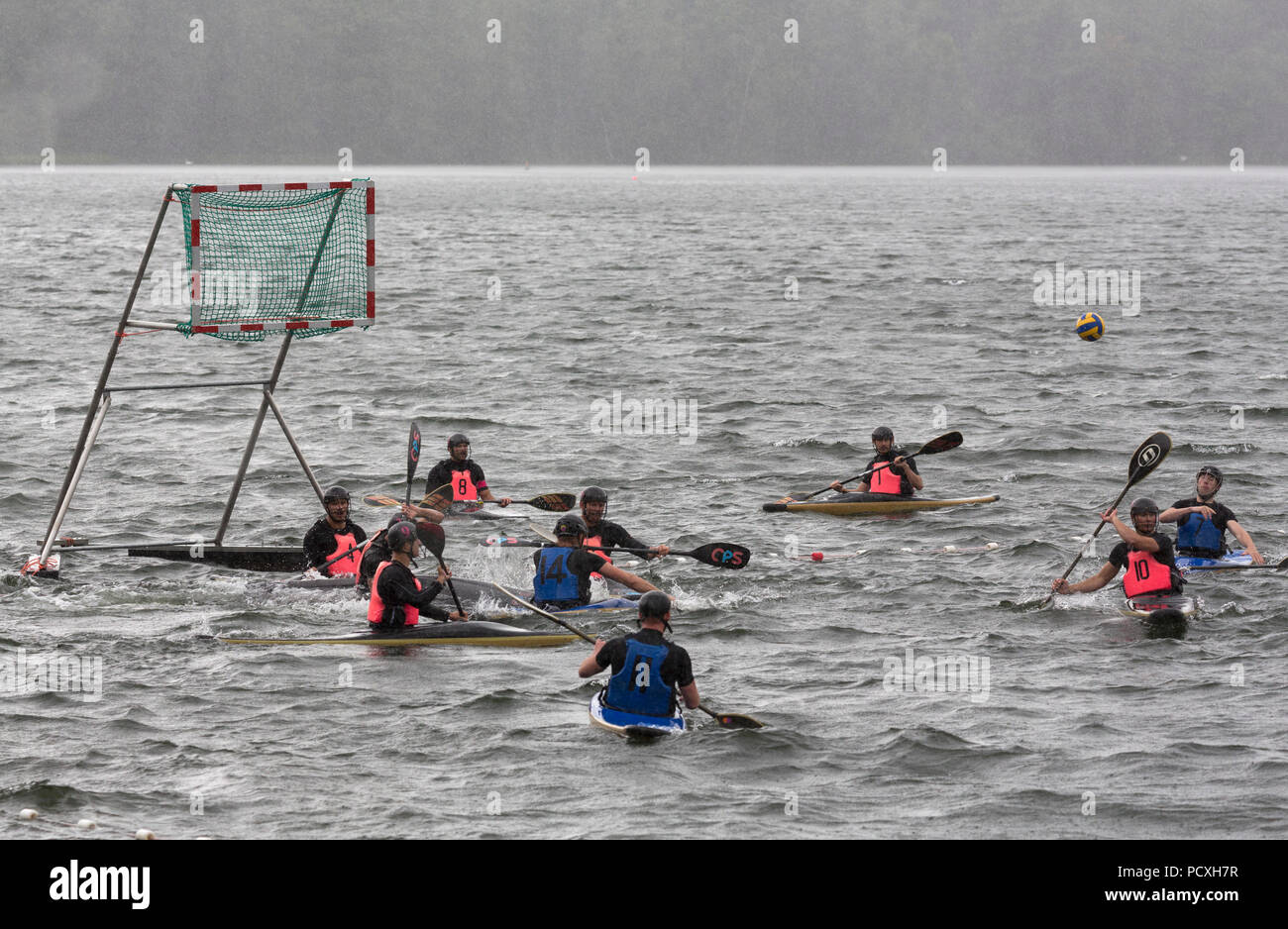 Kanupolo hi-res stock photography and images - Alamy