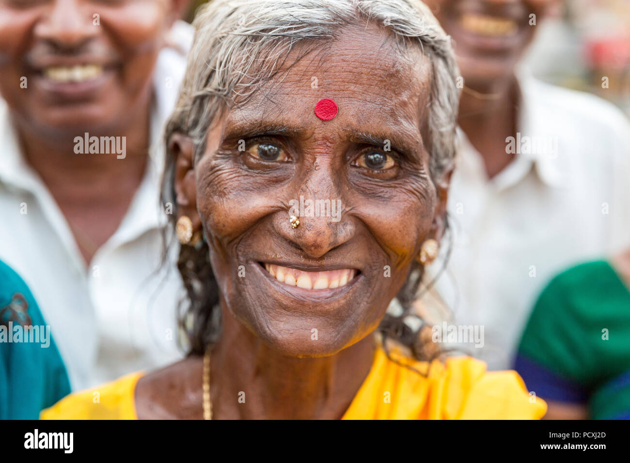 Pretty tamil girl hi-res stock photography and images - Alamy