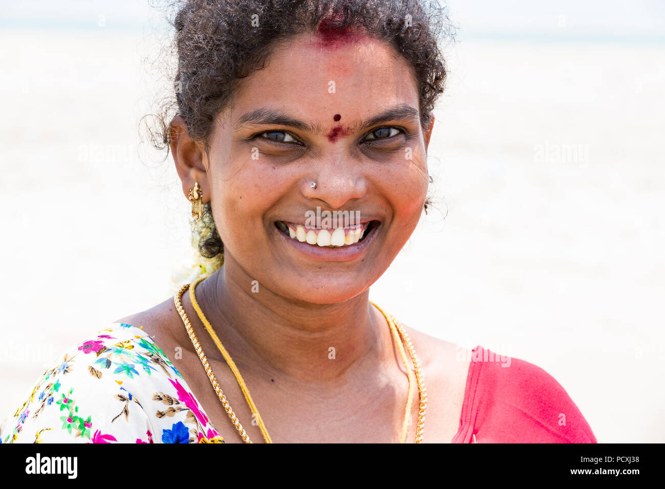 Pretty tamil girl hi-res stock photography and images - Alamy