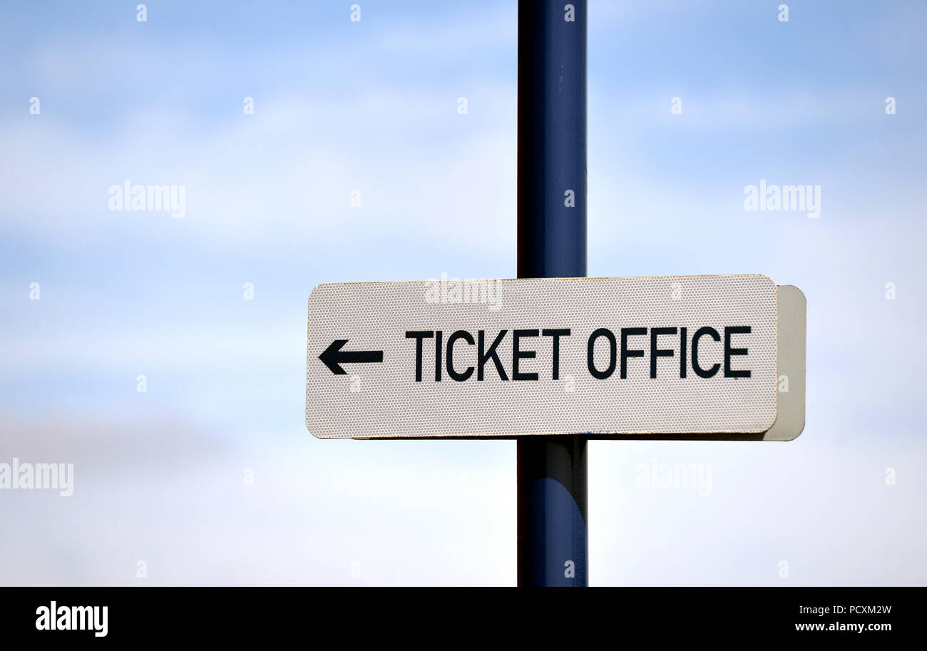 Ticket office sign hi-res stock photography and images - Alamy