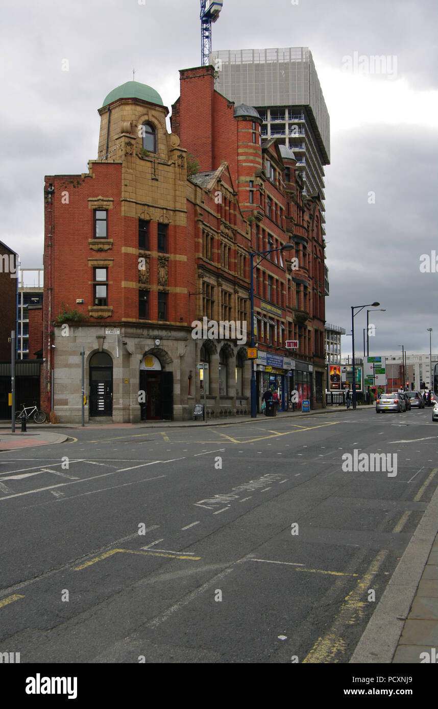 Manchester victorian architecture hi-res stock photography and images ...