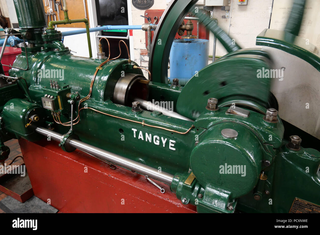 Detail of a large machine hi-res stock photography and images - Alamy