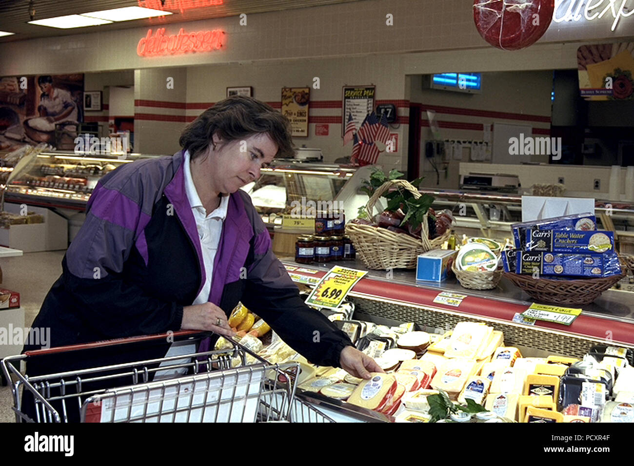 Year 2000 grocery stores hi-res stock photography and images - Alamy