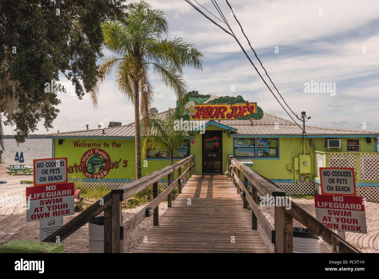Gator Joe's Beach, Bar and Grill Ocklawaha, Florida US Stock Photo - Alamy