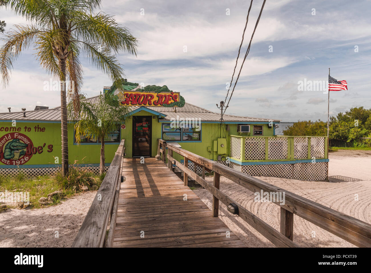 Gator Joe's Beach, Bar and Grill Ocklawaha, Florida US Stock Photo - Alamy