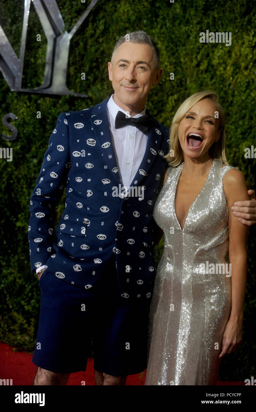 NEW YORK, NY - JUNE 07: Alan Cumming, Kristin Chenoweth attends the ...