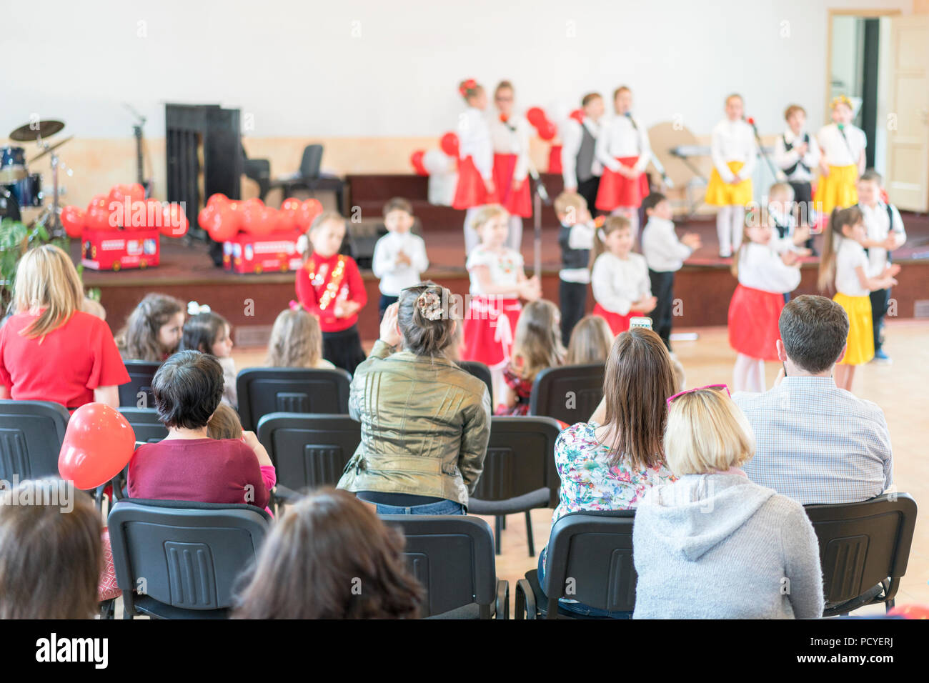 Child speech auditorium hi-res stock photography and images - Alamy