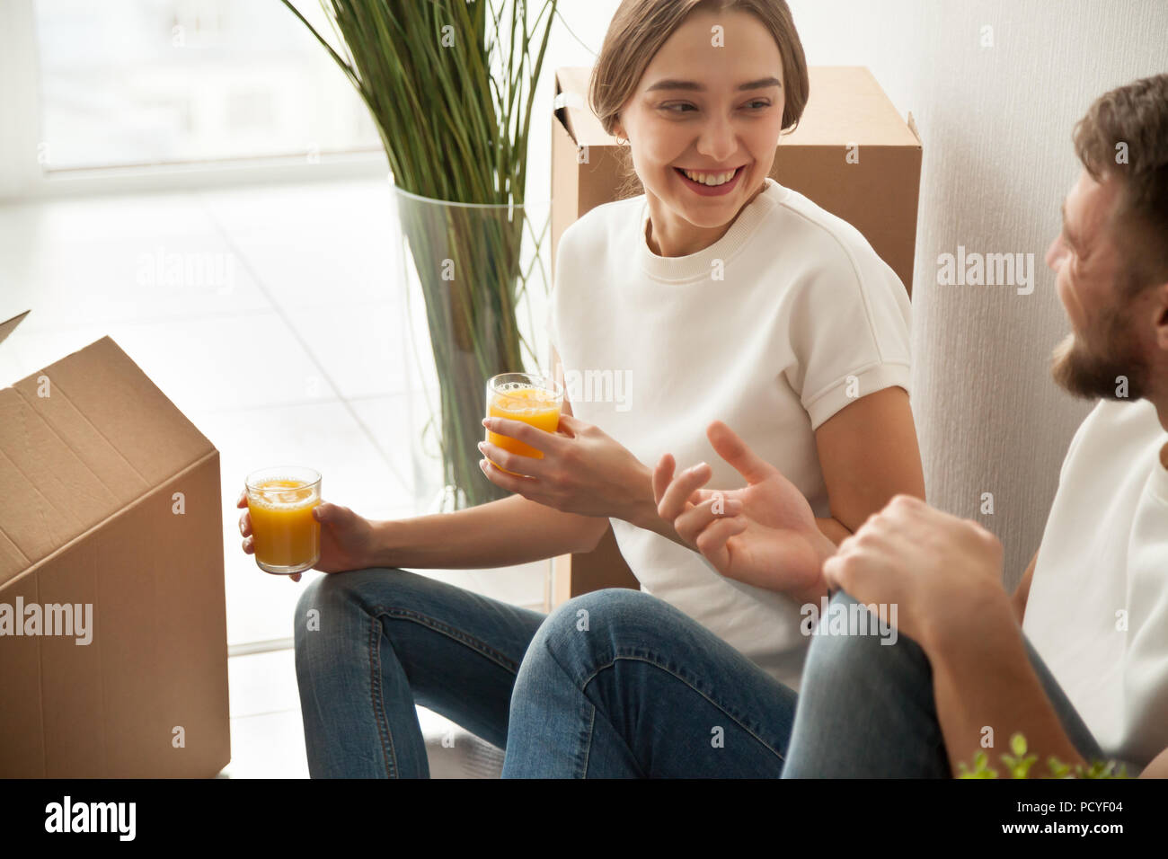 Relationship break hi-res stock photography and images - Alamy