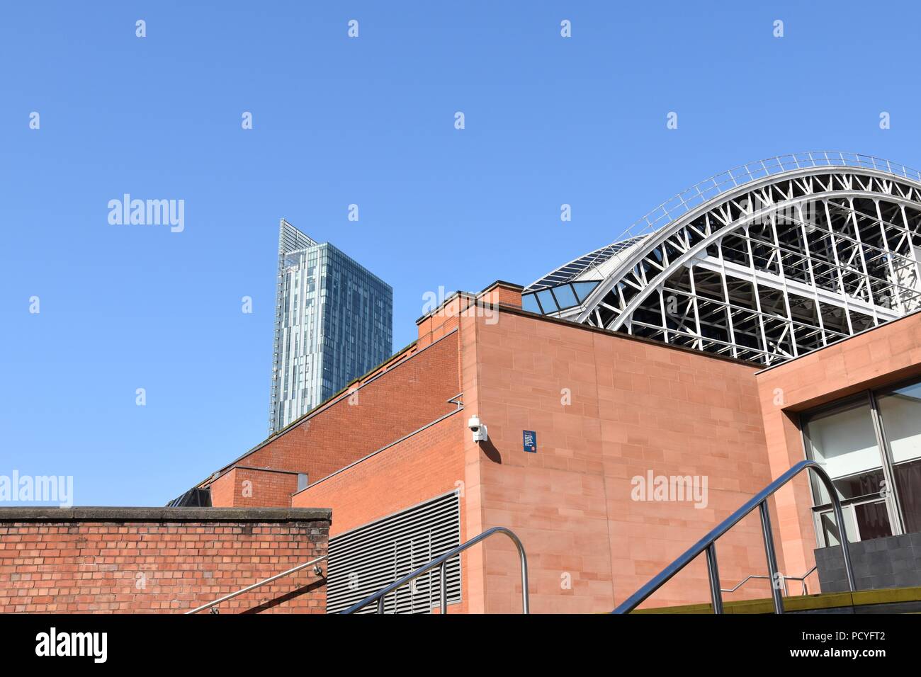 Buildings clear blue sky architecture hi-res stock photography and ...