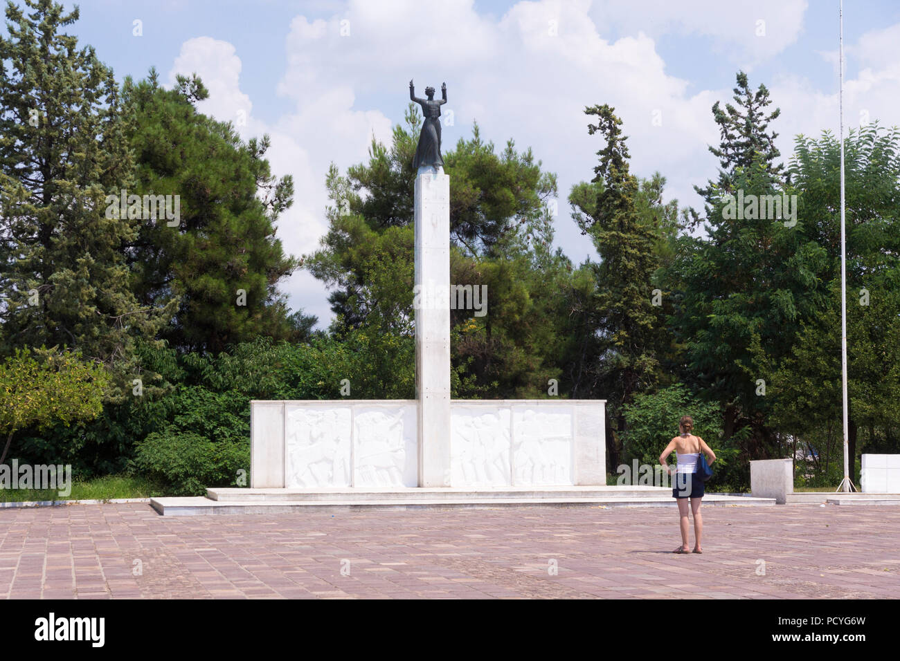 The Hero Monument of Victory symbolizes the victory of Greece in the ...