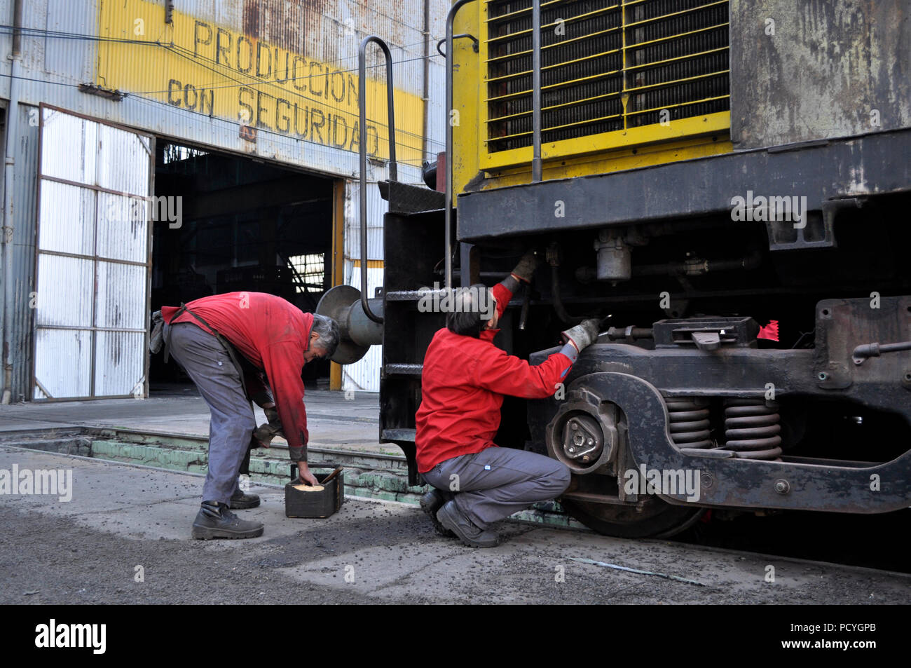 Locomotive repair shop hi-res stock photography and images - Alamy