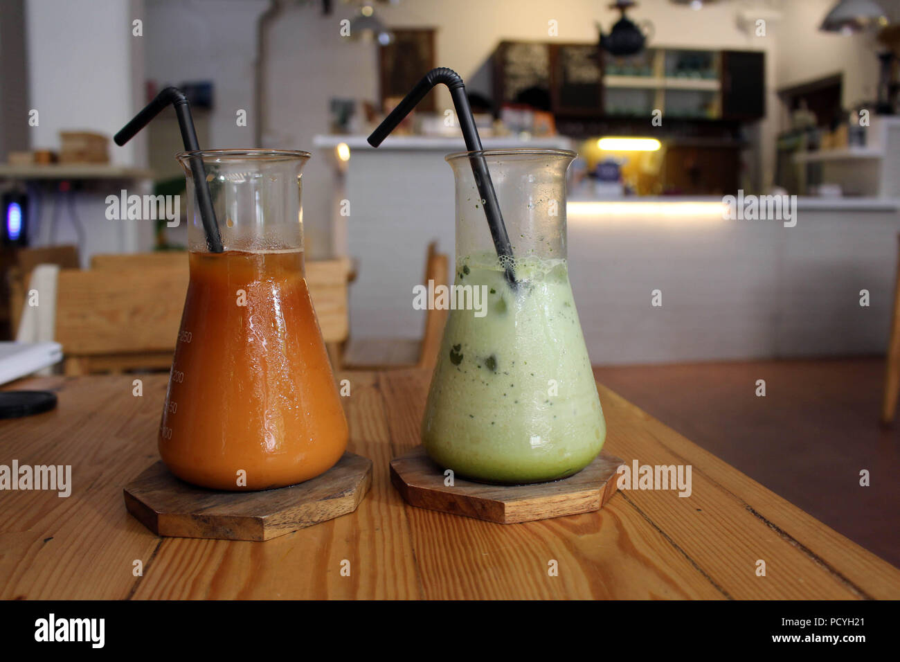 Thai iced tea served thai hi-res stock photography and images - Alamy