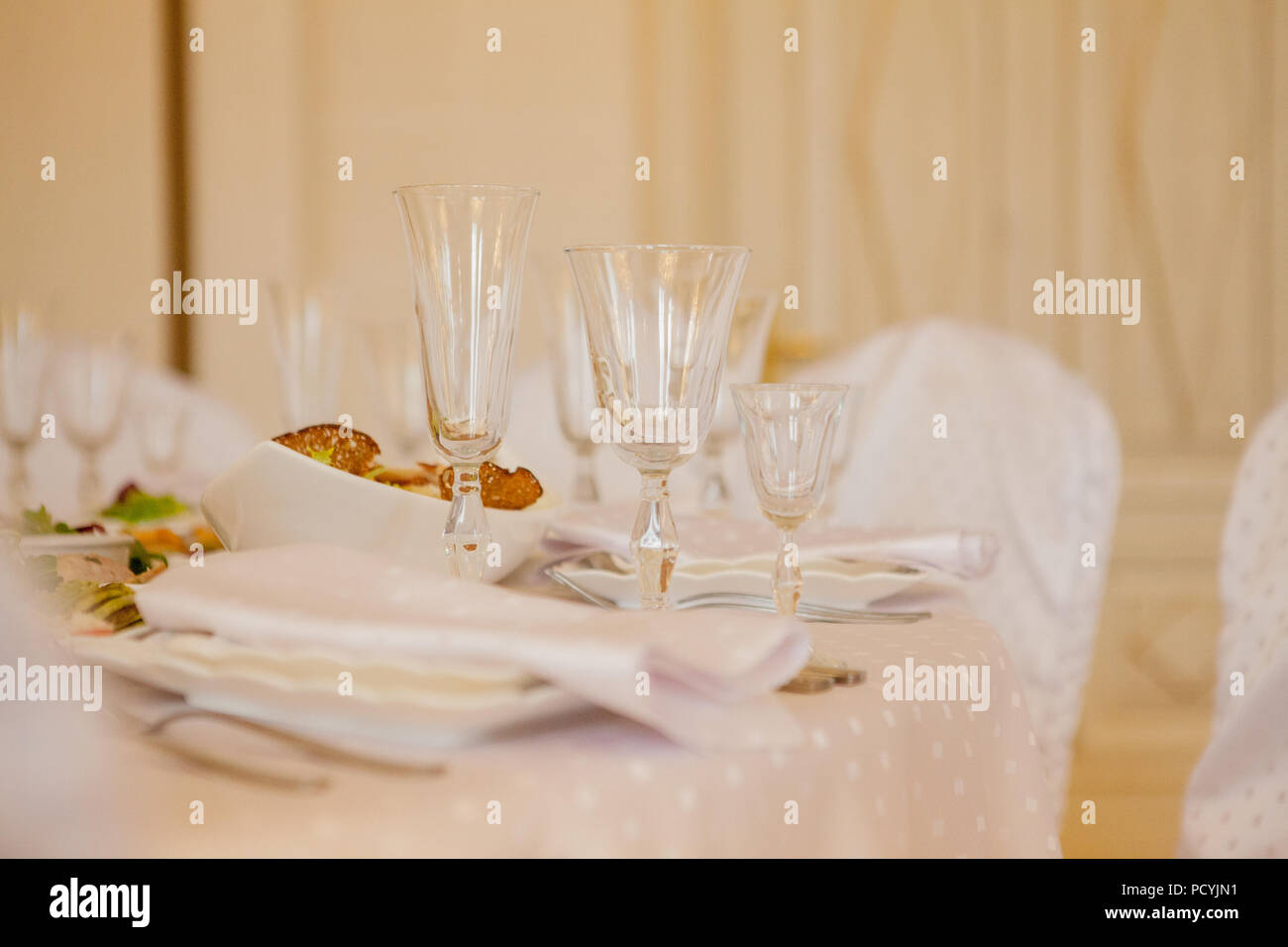 Rummer hotel hi-res stock photography and images - Alamy