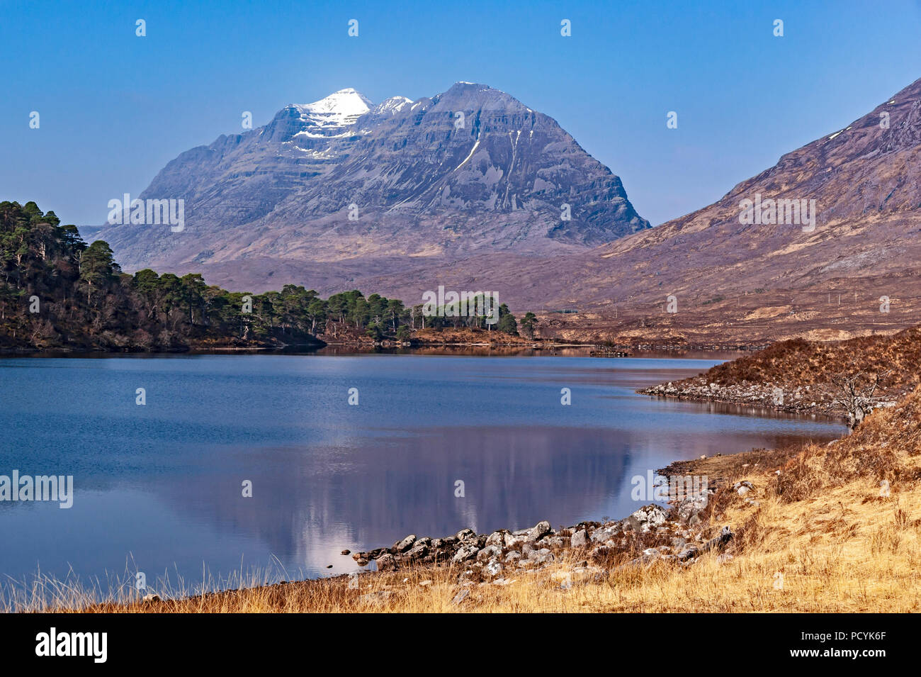 Liathach mountain hi-res stock photography and images - Alamy